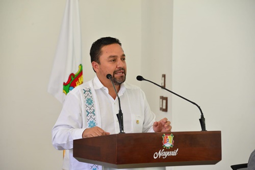 Rodrigo Benítez va en una de las ternas para ganar una magistra